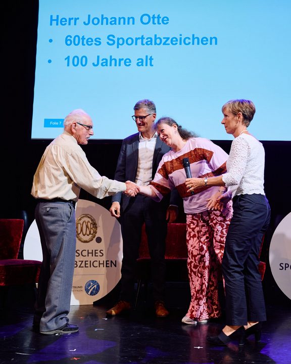 Deutsche Beim Dreier
